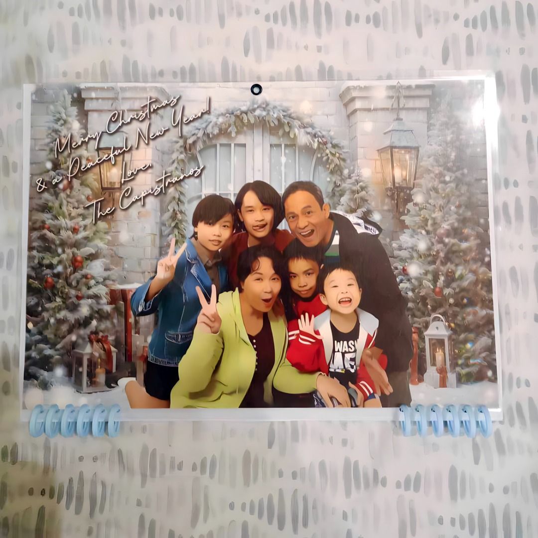 Personalized 2024 Wall Calendars with 13 Christmas-themed Backgrounds ...