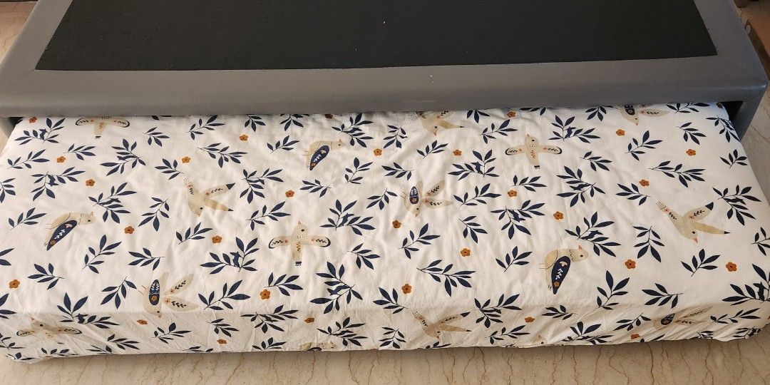 Pull up bed, Furniture & Home Living, Furniture, Bed Frames ...