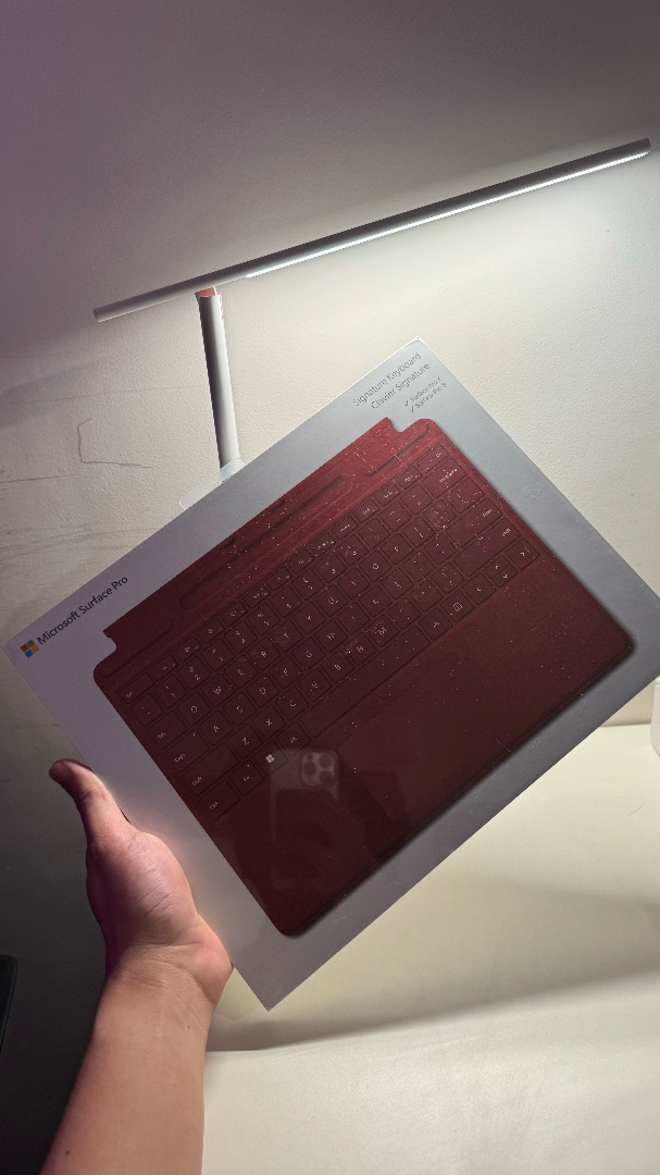 RED Microsoft Surface Pro 8 / X Signature Keyboard with Charging Slot ...