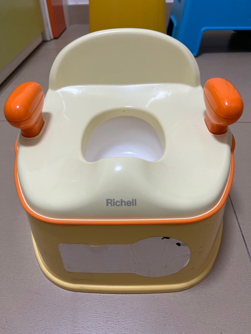 日本RICHELL 3合1嬰幼兒學習廁所, 兒童＆孕婦用品, 兒童傢具, 其他兒童傢具 - Carousell
