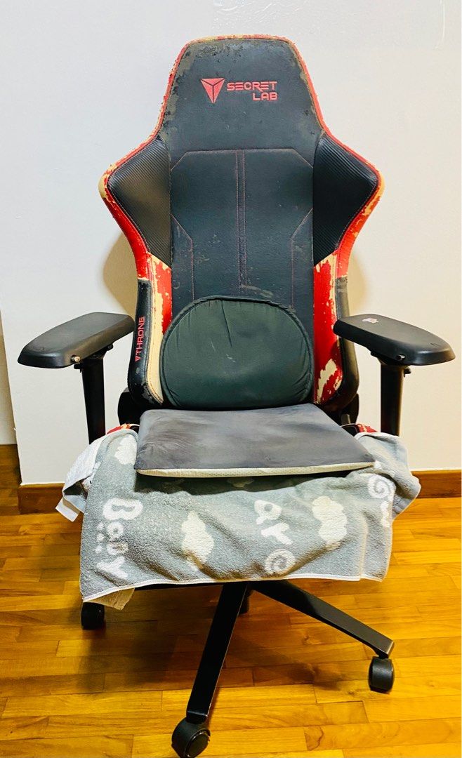 Secretlab THRONE Flash Red Gaming Chair, Furniture & Home Living ...