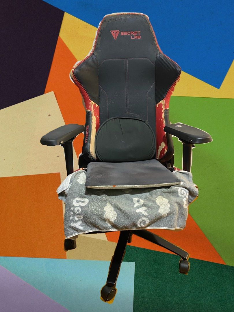 Secretlab THRONE Flash Red Gaming Chair, Furniture & Home Living ...