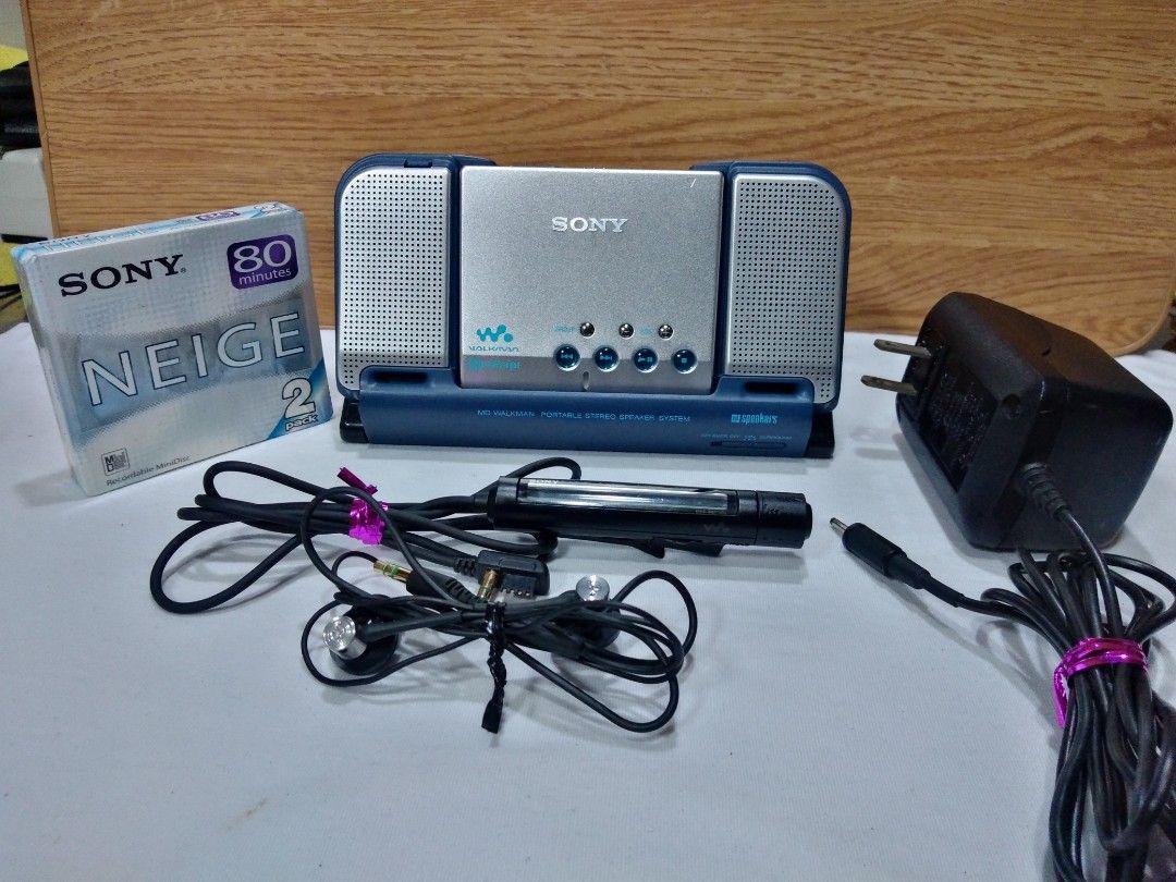 Sony Walkman Portable mini Disk Player with Docking Station MZ-E810SP ...
