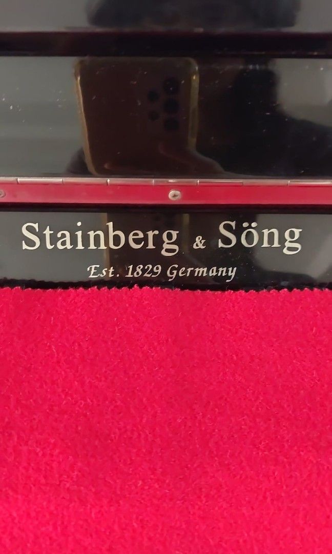 Stainberg & Song UP-125 Piano, Hobbies & Toys, Music & Media, Musical ...