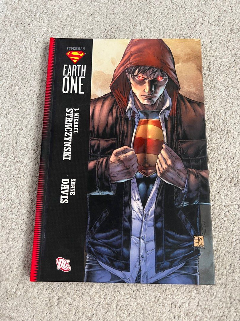 Superman earth one comic, Hobbies & Toys, Books & Magazines, Comics ...