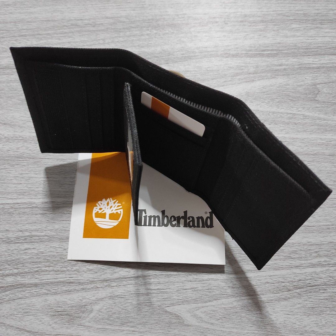 Timberland Men's Trifold Wallet, Men's Fashion, Watches & Accessories ...