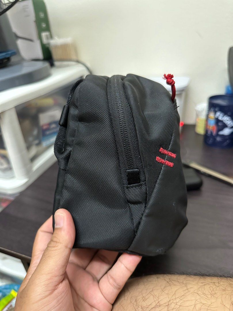 Tomtoc Arccos-A05 Steamdeck/Rog Ally, Men's Fashion, Bags, Sling Bags ...