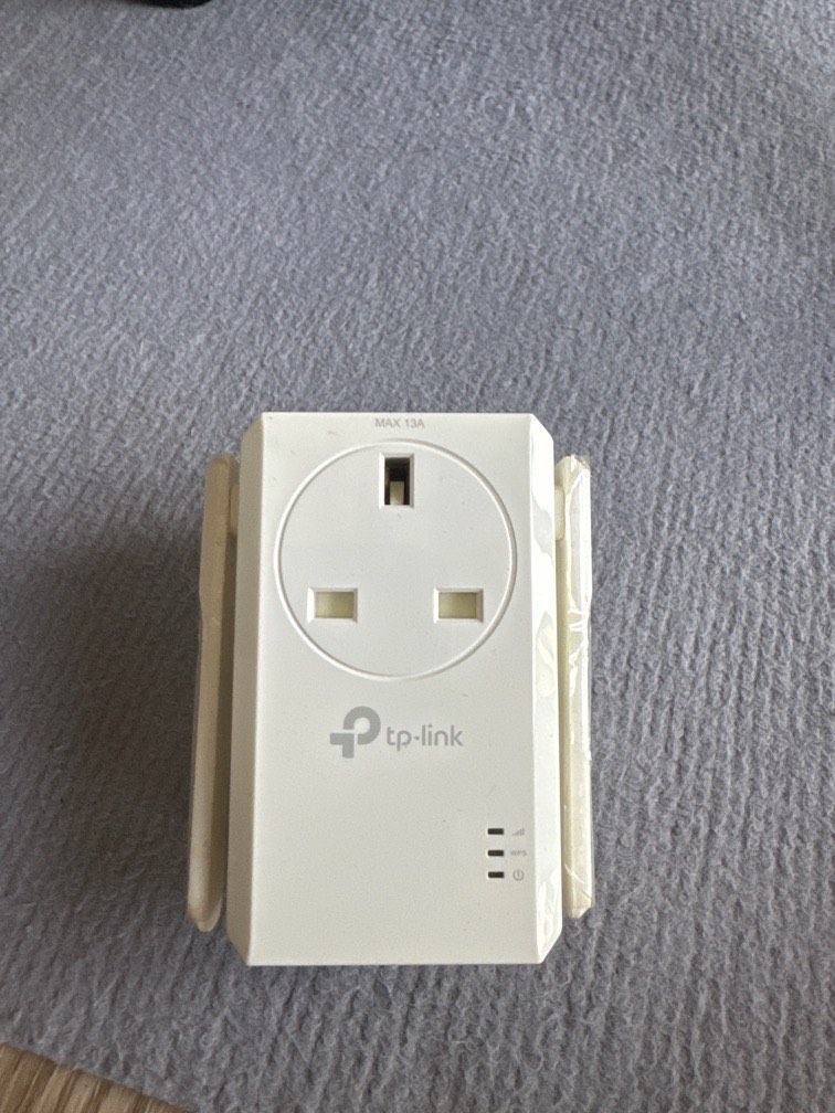 Tp Link Wifi Extender Ac Passthrough Computers Tech Parts Accessories Networking On Carousell