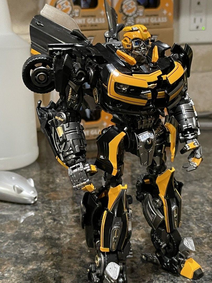 Transformers WW-01 Aka MPM 03 Bumblebee in Black Colour, Hobbies & Toys ...