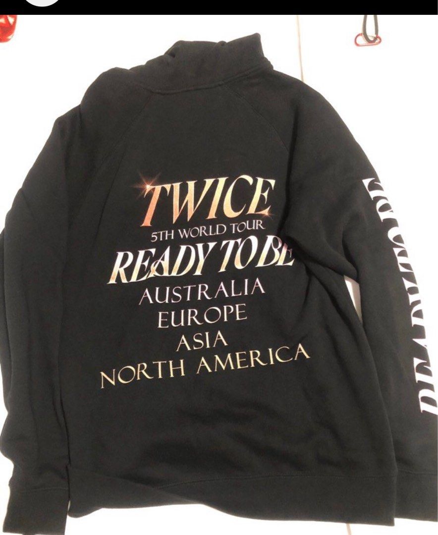 TWICE 5TH WORLD TOUR READY TO BE OFFICIAL HOODIE-on hand, Men's Fashion ...