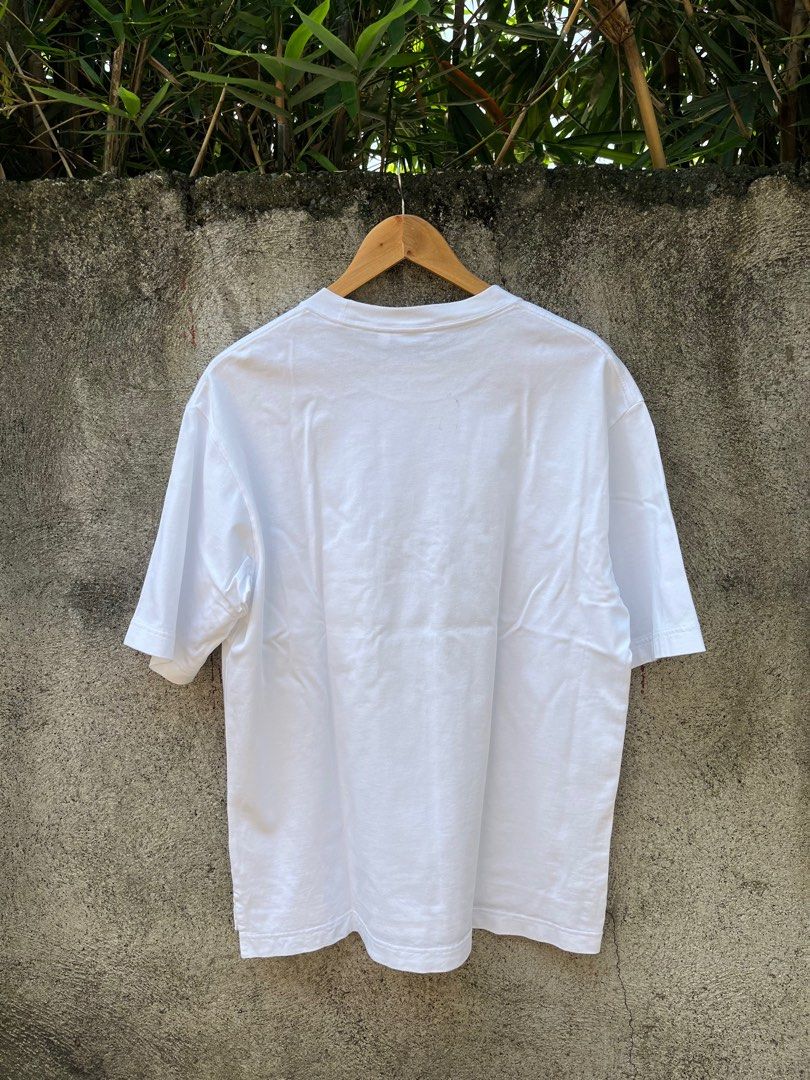 Uniqlo plain white crew neck, Men's Fashion, Tops & Sets, Tshirts ...