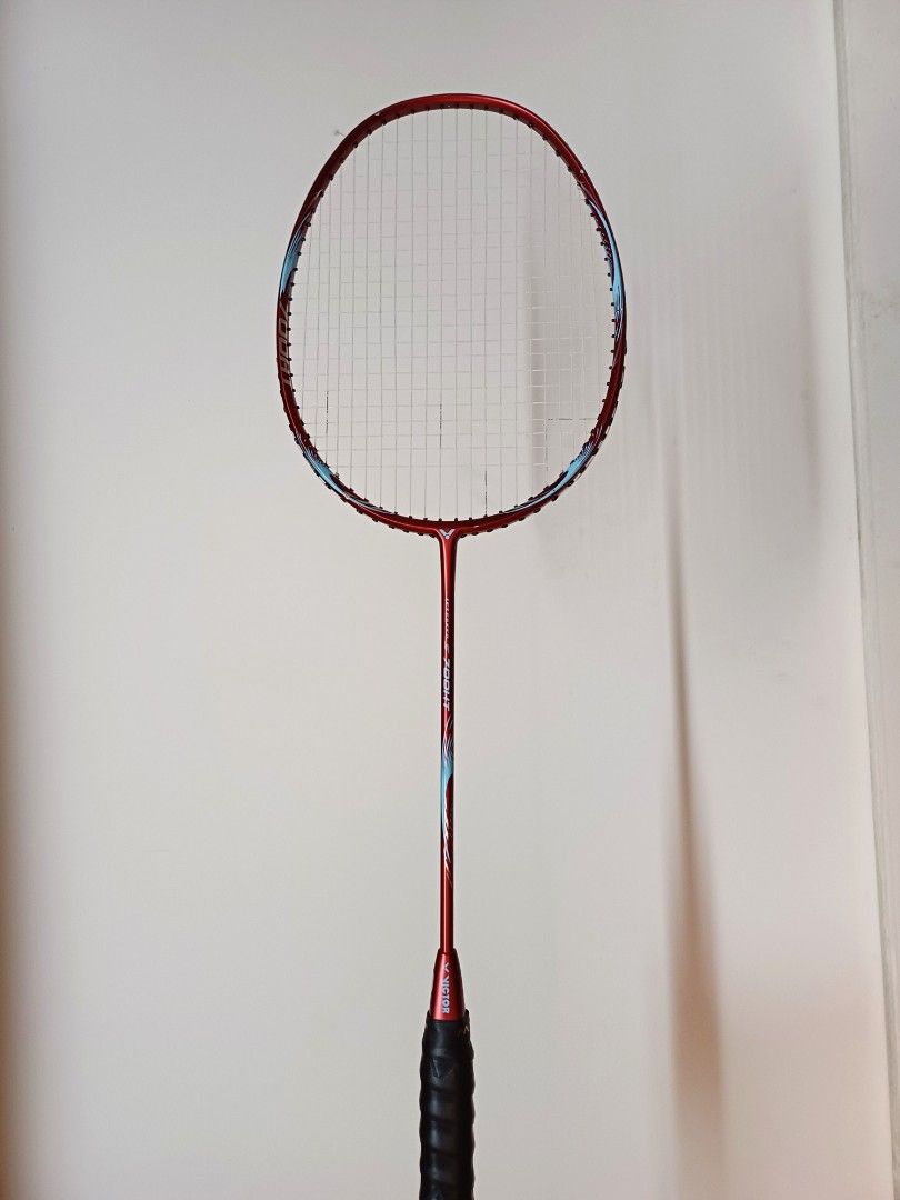 Victor Jetspeed 700HT, Sports Equipment, Other Sports Equipment and ...
