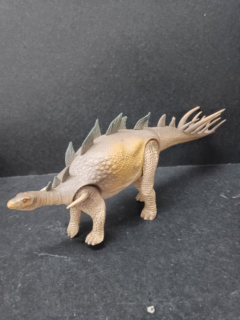Vintage 1989 Tyco Kentrosaurus Dinosaur Action Figure, Hobbies & Toys ...