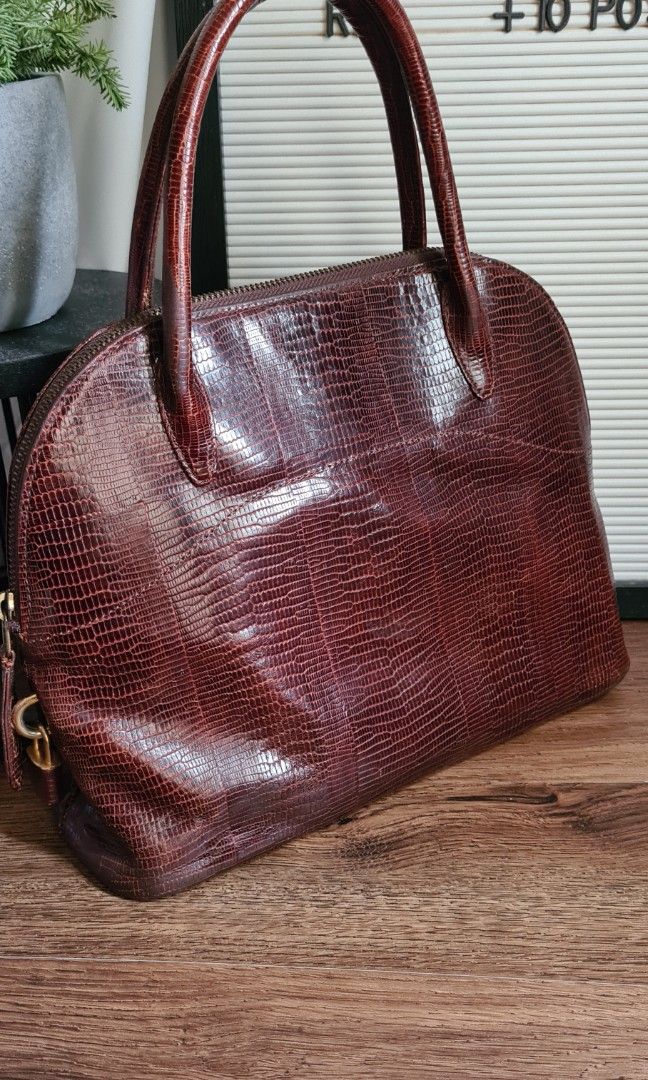 Vintage lizard skin bag, Women's Fashion, Bags & Wallets, Shoulder Bags ...