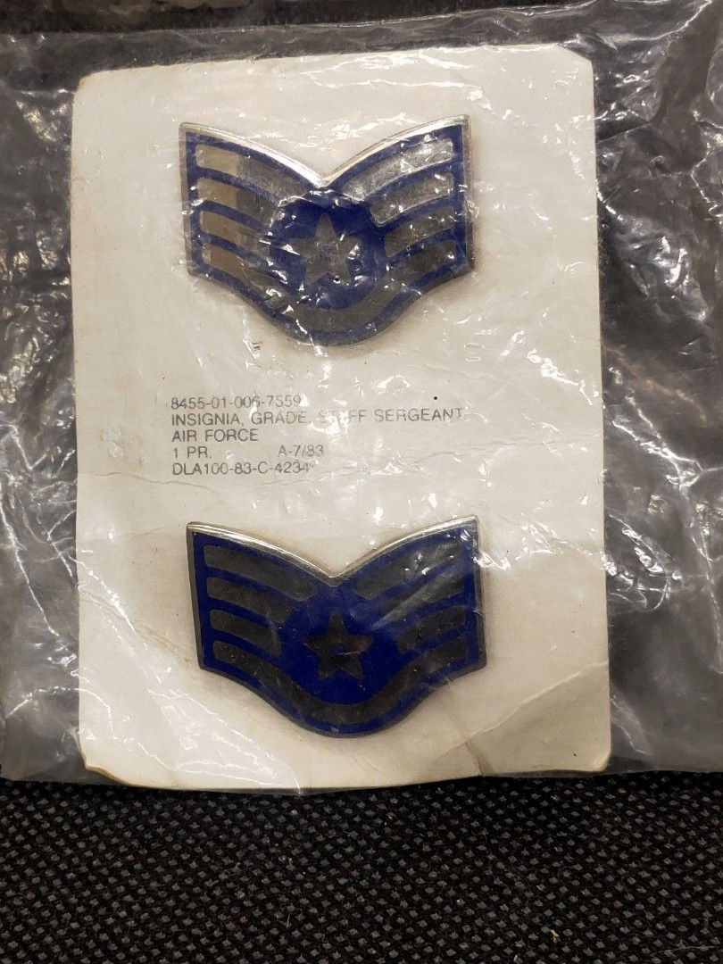 Vintage rank lapel pin military, Hobbies & Toys, Collectibles ...