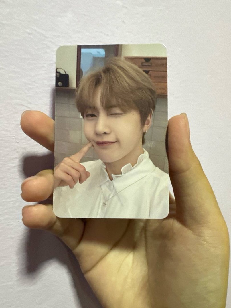 [wts] zb1 matthew album pc, Hobbies & Toys, Memorabilia & Collectibles ...