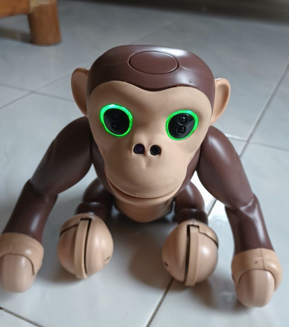 Zoomer Interactive Chimp, Hobbies & Toys, Toys & Games on Carousell
