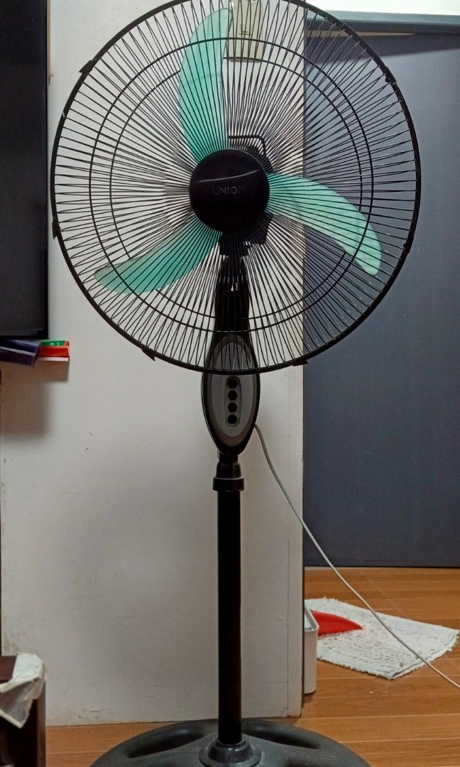 18' Union Stand Fan, Furniture & Home Living, Lighting & Fans, Fans on ...