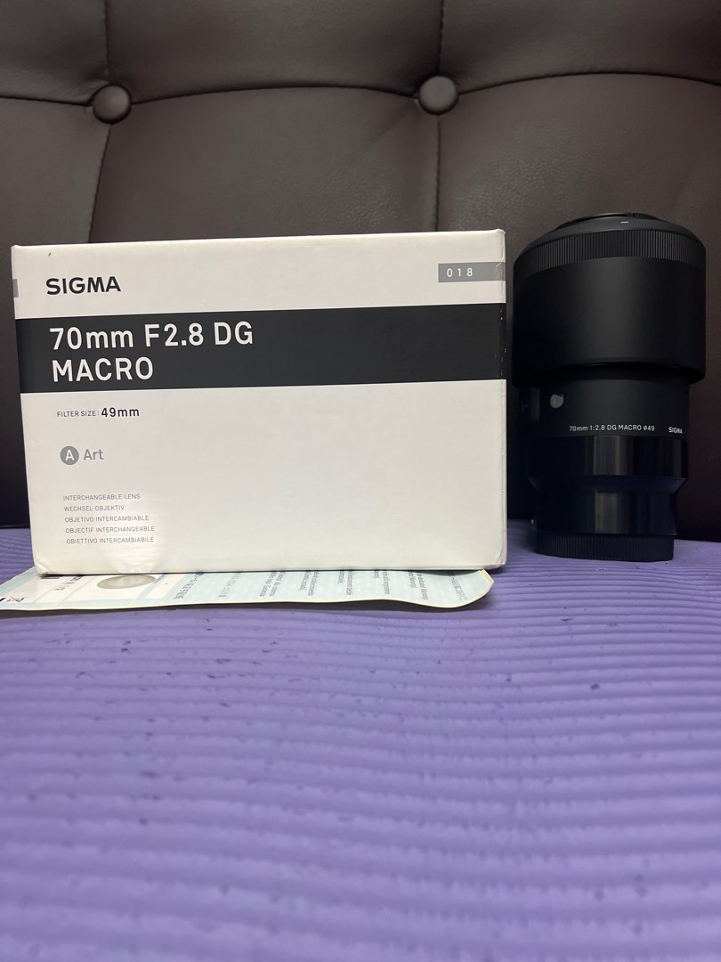 超平 完美無瑕 全套有盒 香港行貨 Sigma 70 70mm F2.8 Sony FE Mount, 攝影器材, 鏡頭及裝備 - Carousell