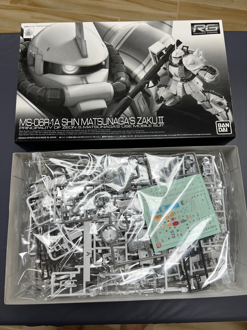 全新 Bandai RG MS-06R-1A SHIN MATSUNAGA’S ZAKU II 白狼 渣古, 興趣及遊戲, 玩具 & 遊戲類 - Carousell