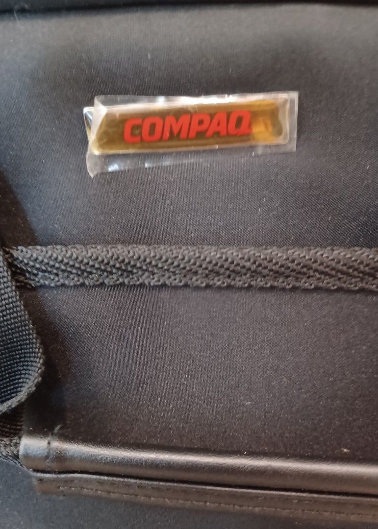 全新 COMPAQ 康柏電腦袋, 電腦＆科技, 電腦周邊及配件, 手提電腦袋 - Carousell