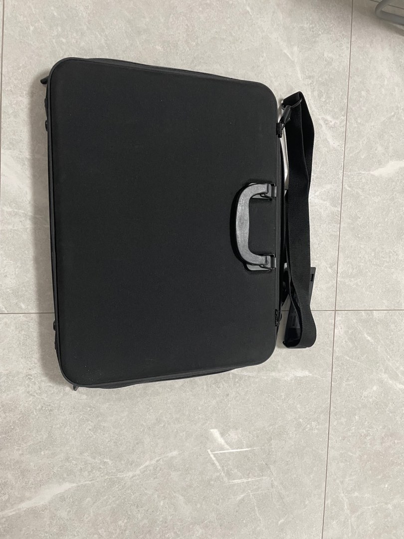 A3 Drawing Portfolio Hard case with strip, Hobbies & Toys, Stationery ...