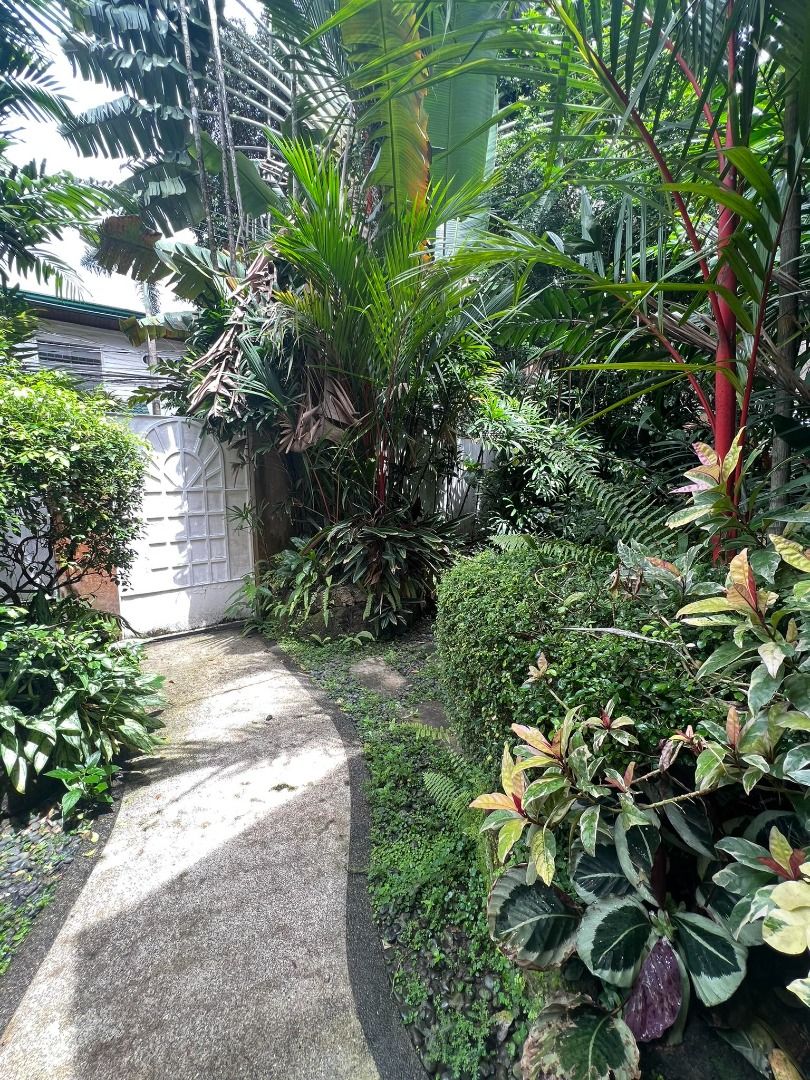 Alpha Village Capitol Hills House and Lot for Sale in Quezon City ...