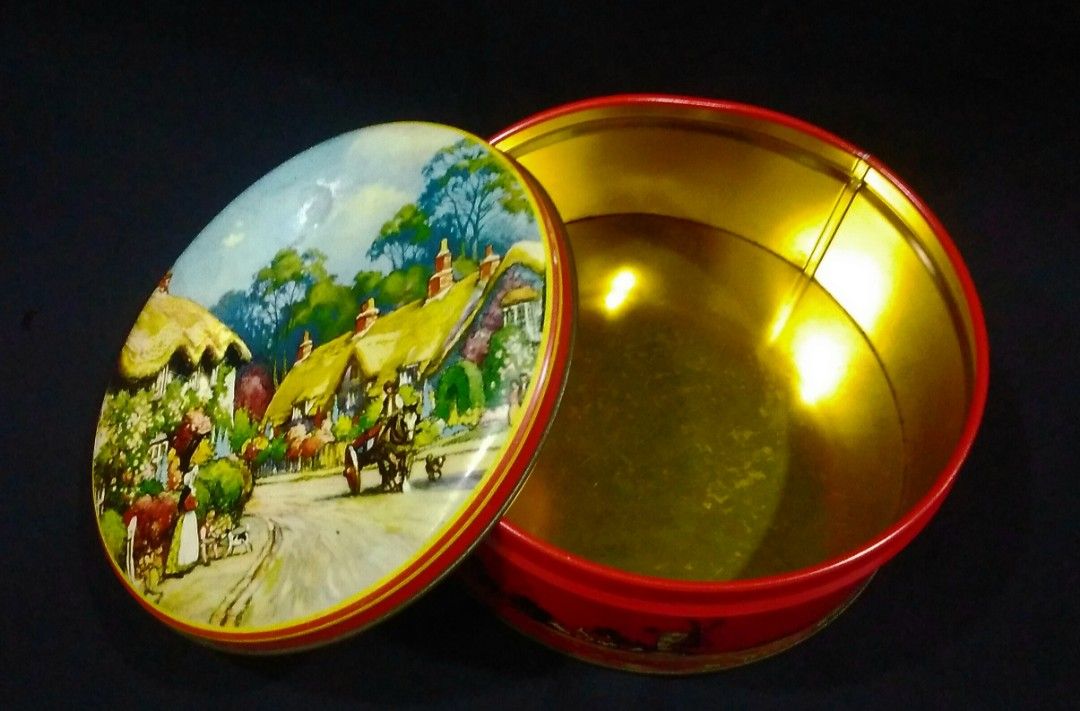 beautiful scenery tin, Hobbies & Toys, Collectibles & Memorabilia ...