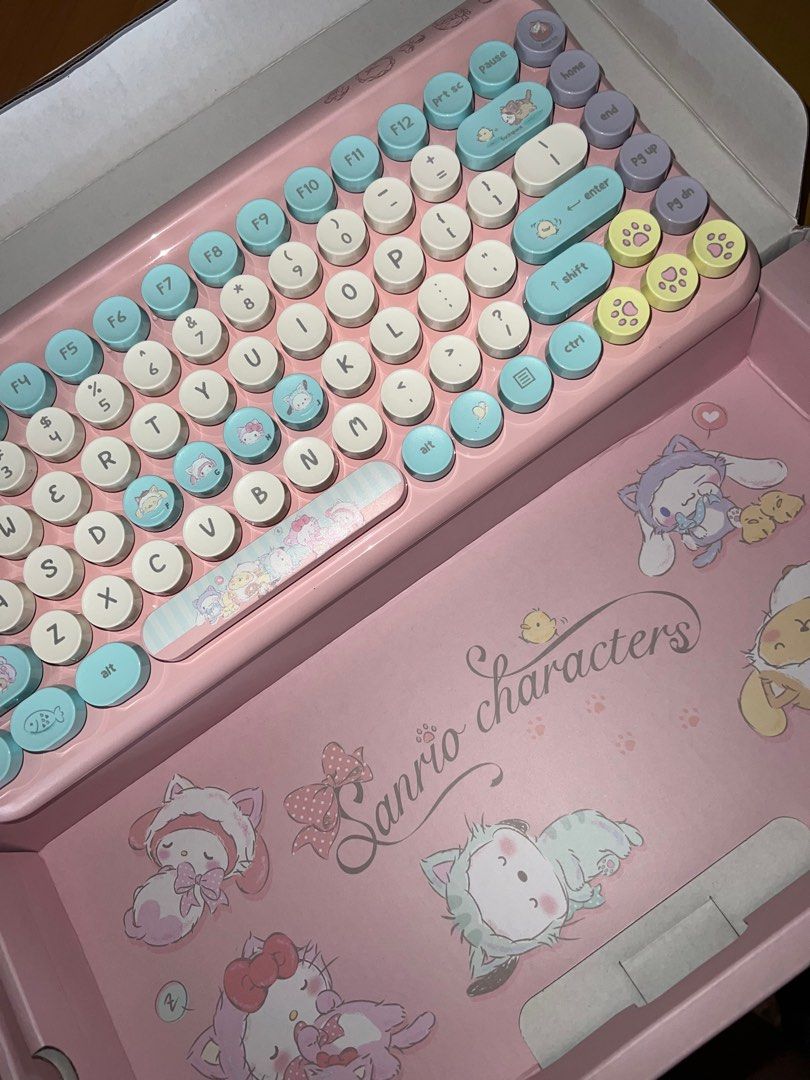 BN Sanrio Wireless Keyboard, Computers & Tech, Parts & Accessories ...