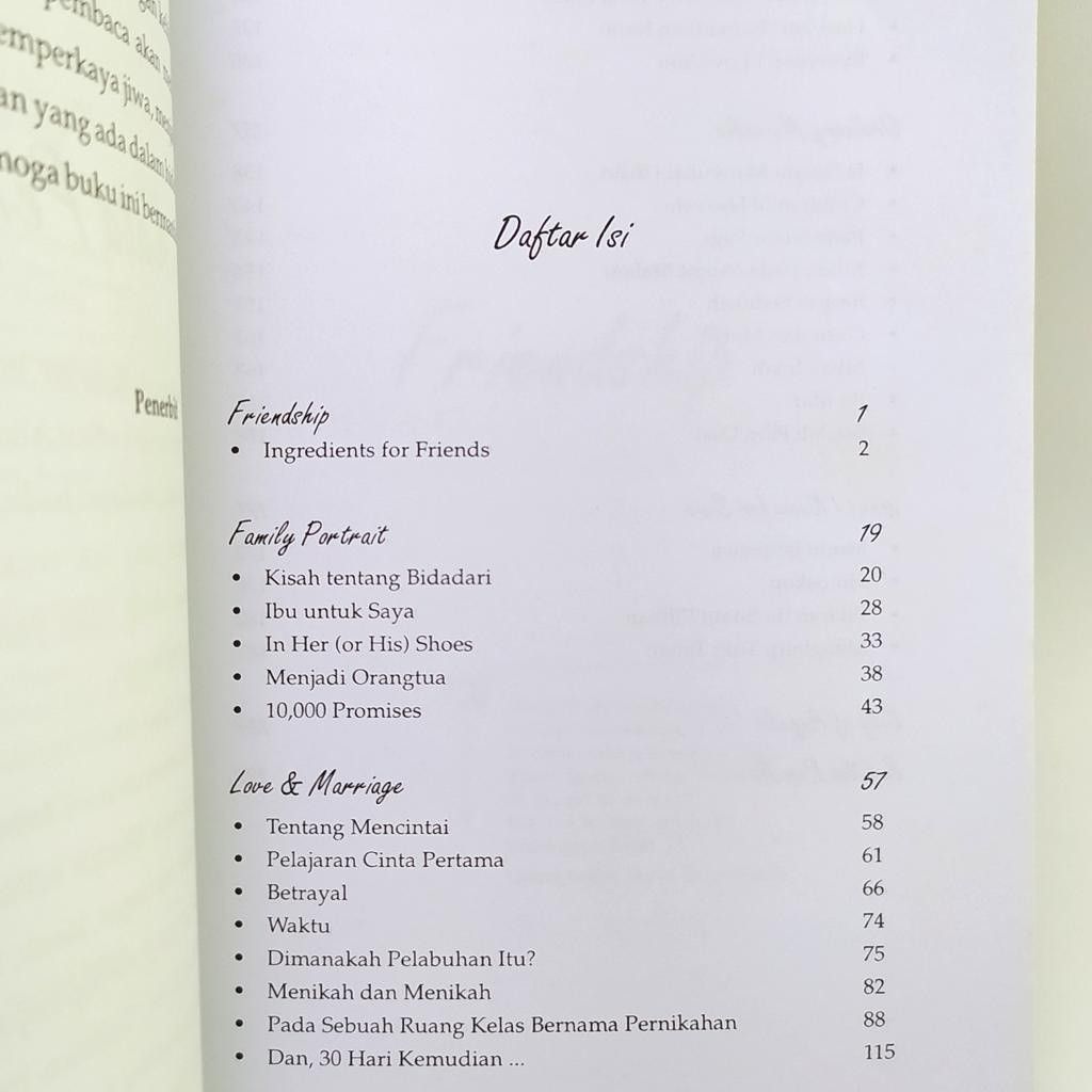 Buku Lets Talk About Friendship Love and Marriage Dari Retnadi Nuraini - Kumpulan Kisah ...