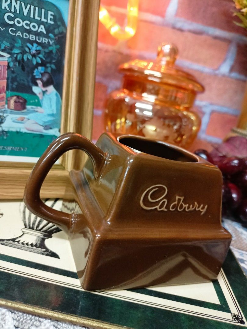 Cadbury mug&frame Cadbury vintage 1970/80s, Hobbies & Toys ...
