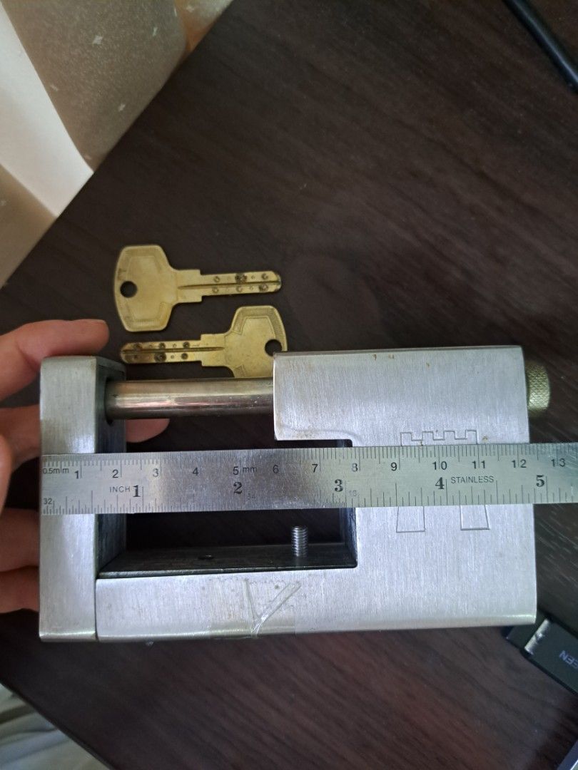 CASTLE HDB Gate Lock, Furniture & Home Living, Security & Locks, Locks ...