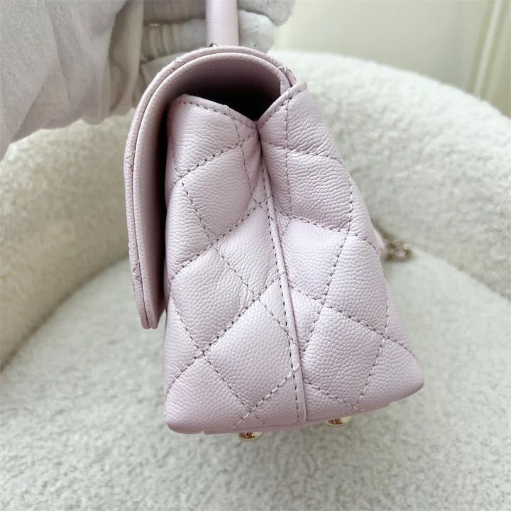 Chanel Mini 19cm Coco Handle Flap in 22P Pink Caviar and LGHW (2022 ...