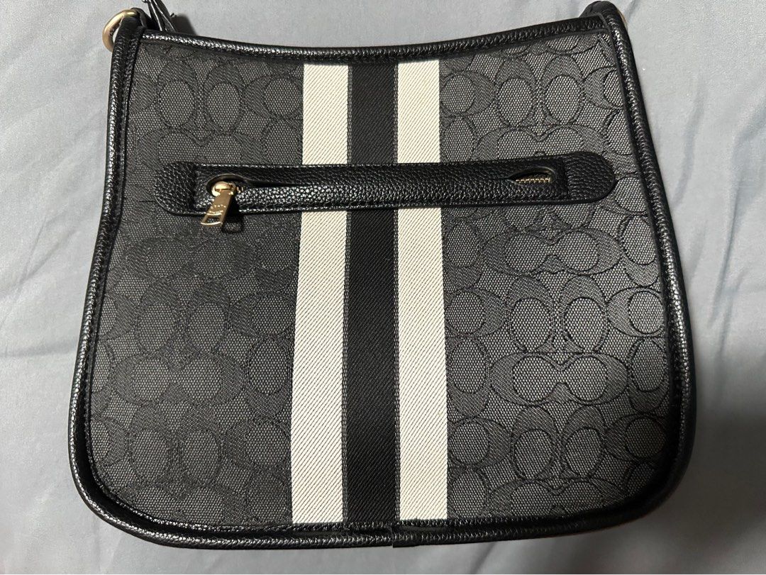 Coach Cross Body Bag, Women's Fashion, Bags & Wallets, Cross-body Bags ...