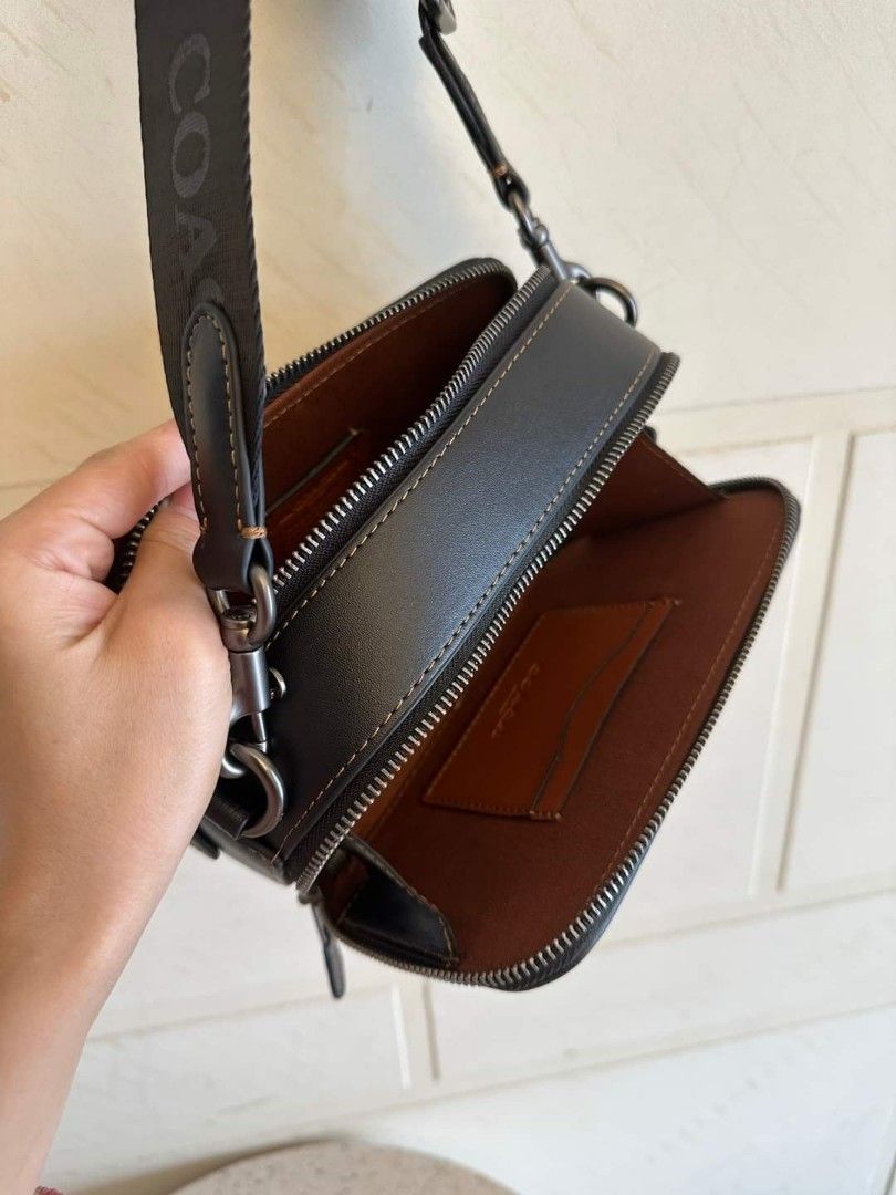 Coach Wyatt Crossbody in Signature Canvas, Men's Fashion, Bags, Sling ...