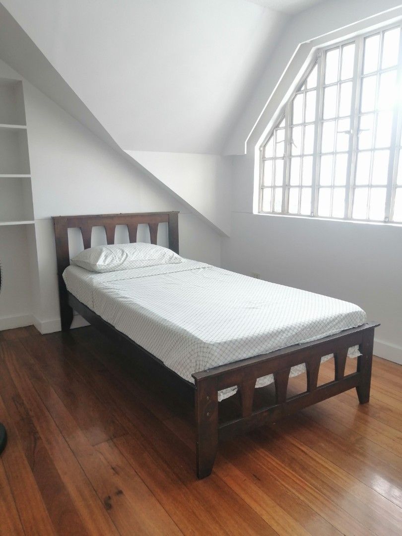 Dainty and Quaint House in North Susana Quezon City, Property, For Sale ...