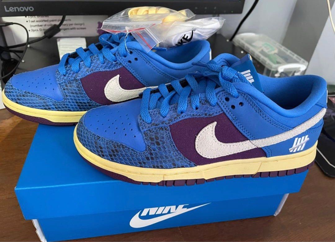 Dunk Low 5 ON IT Undefeated, Men's Fashion, Footwear, Sneakers on Carousell