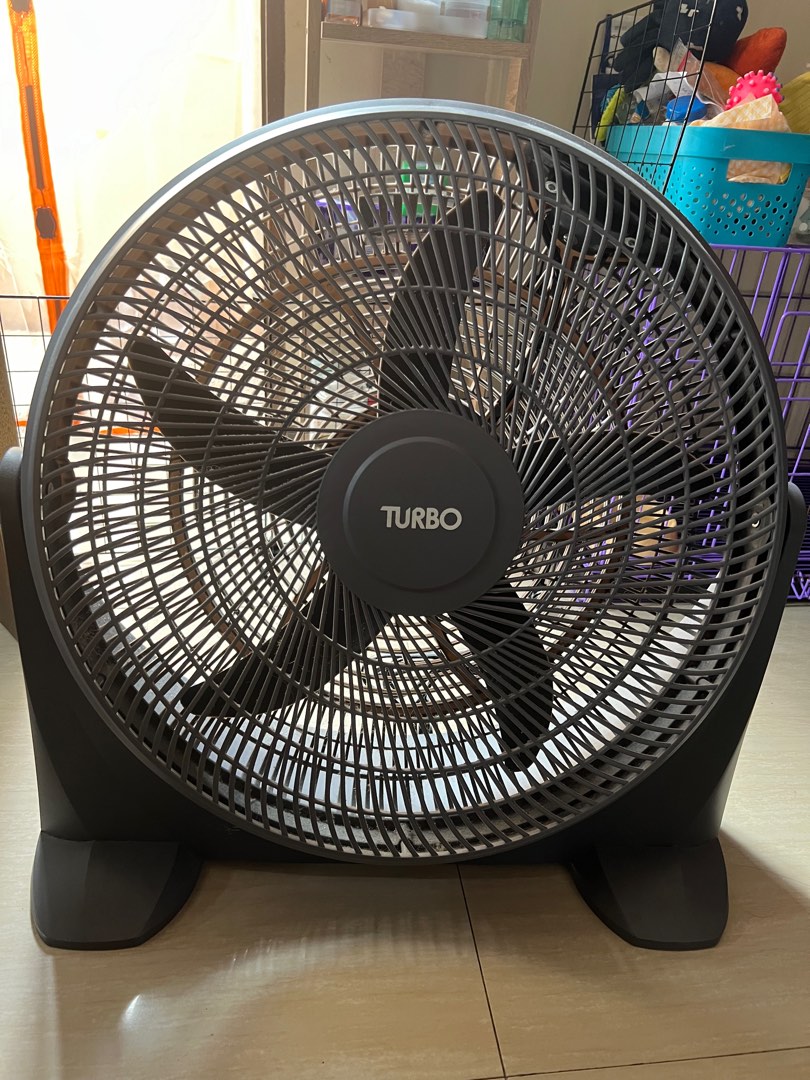 Floor Fan, Furniture & Home Living, Lighting & Fans, Fans on Carousell