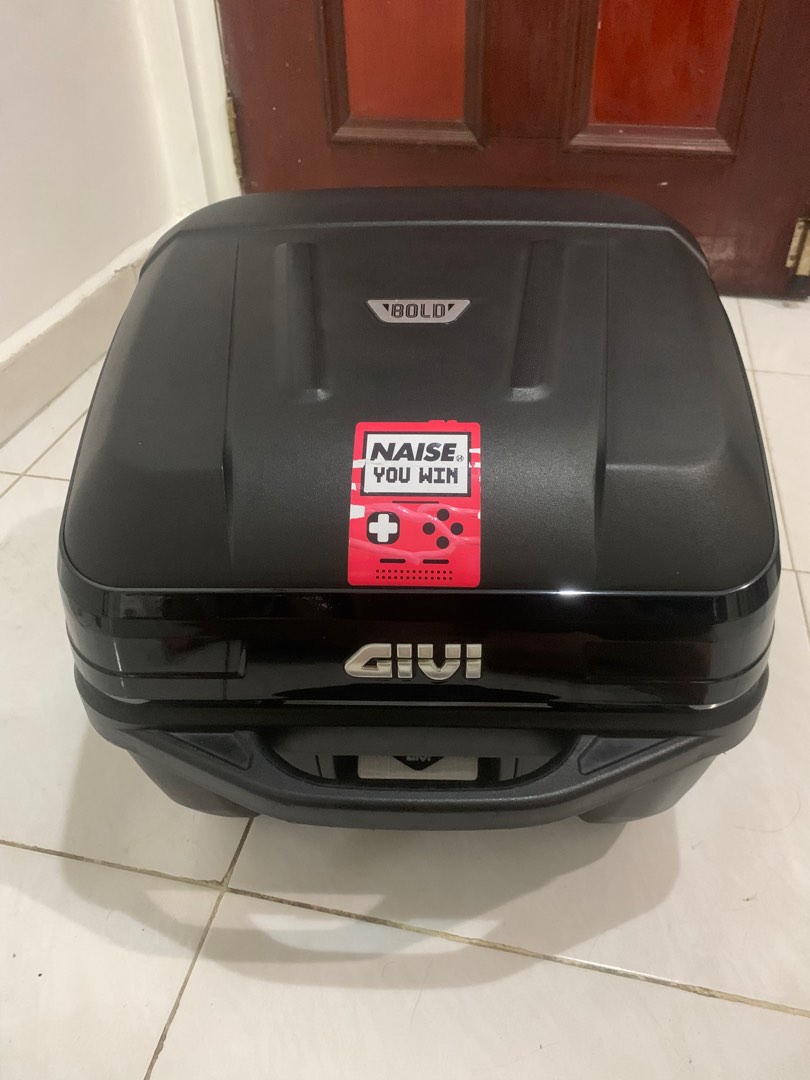 Givi Bold 32L Box, Motorcycles, Motorcycle Accessories on Carousell