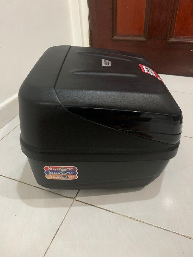 Givi Bold 32L Box, Motorcycles, Motorcycle Accessories on Carousell