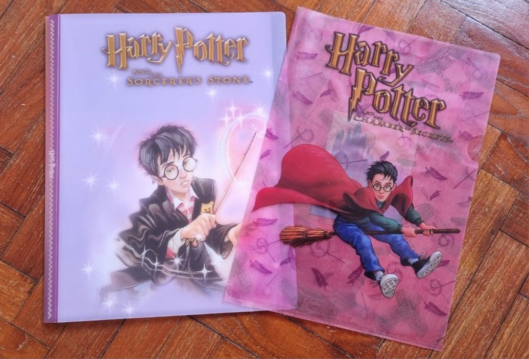 Harry Potter A4 clear folder and file, Hobbies & Toys, Stationery ...