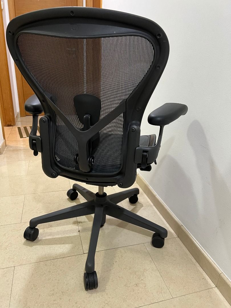 Herman Miller Aeron chair , Size B , Full load, Furniture & Home Living ...