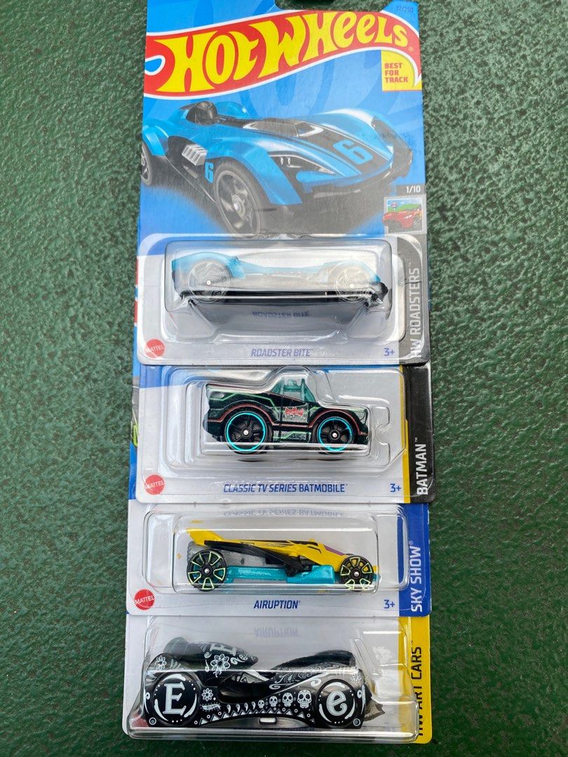 Hotwheels Bundle ( CAN NEGO ), Hobbies & Toys, Toys & Games on Carousell