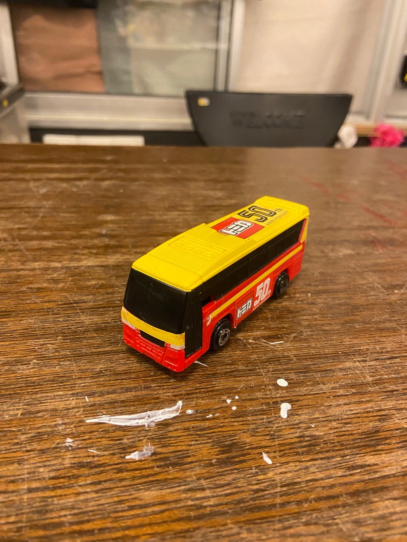 Isuzu Gala Tomica 50th anniversary wrapping bus with box, Hobbies ...