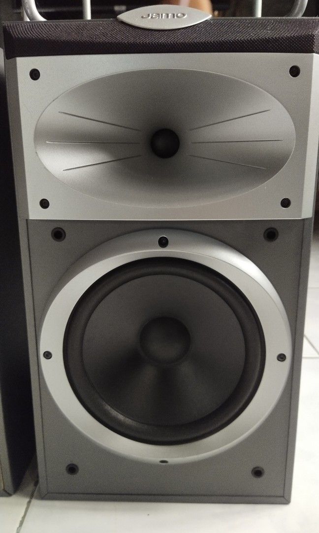 JAMO X-530 BOOKSHELVE SPEAKER, Audio, Soundbars, Speakers & Amplifiers on Carousell