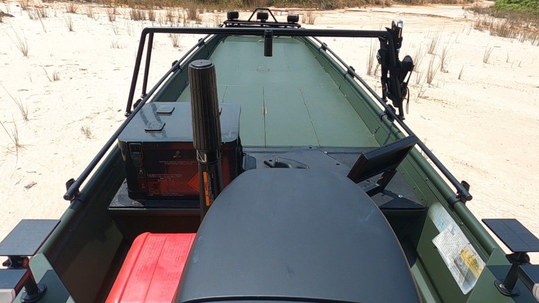 Jon Boat Alumacraft boat perahu pancing motor, Motor di Carousell