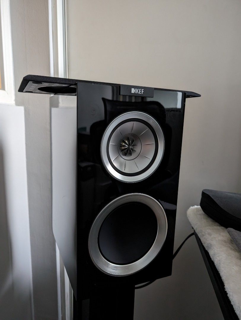 KEF R300 Bookshelf Speakers, Audio, Soundbars, Speakers & Amplifiers on ...