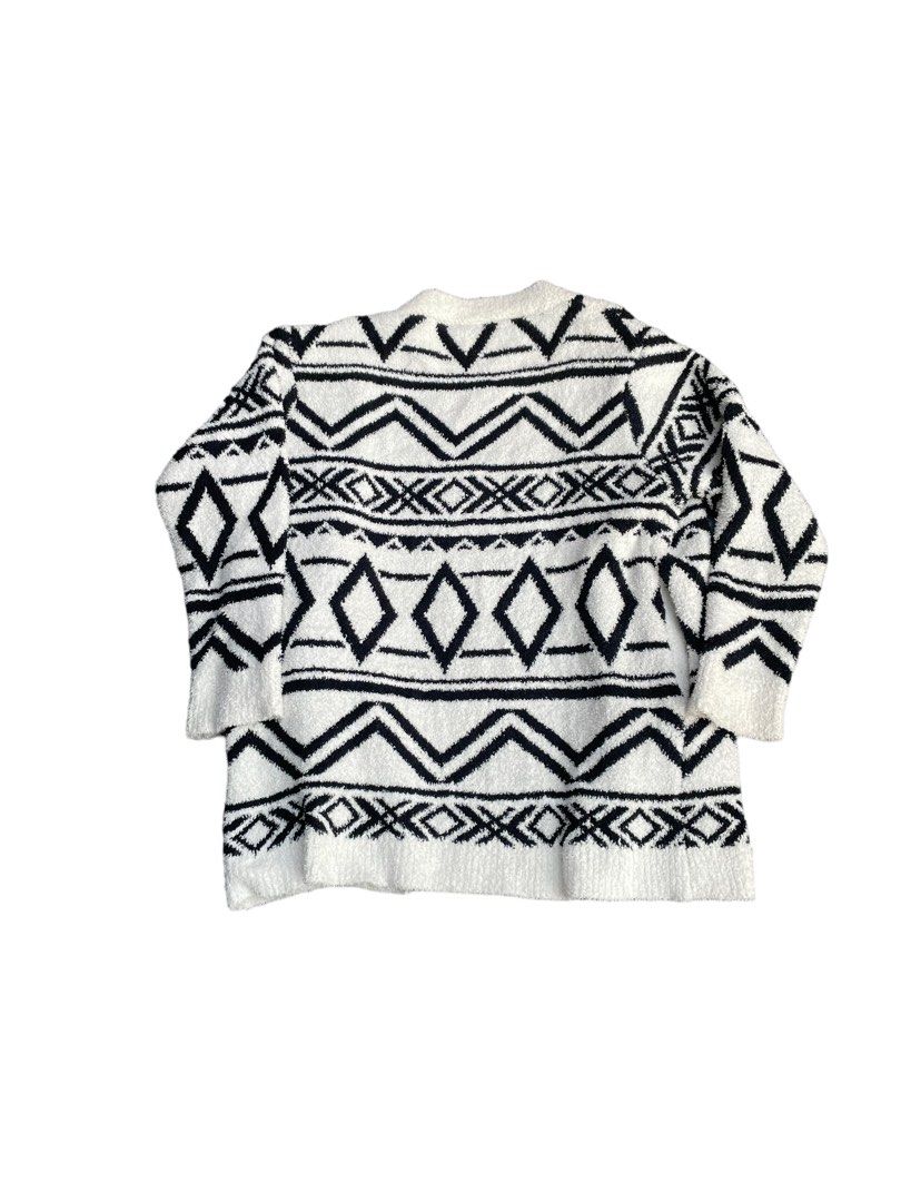 Khalita Fleece, Women's Fashion, Coats, Jackets and Outerwear on Carousell