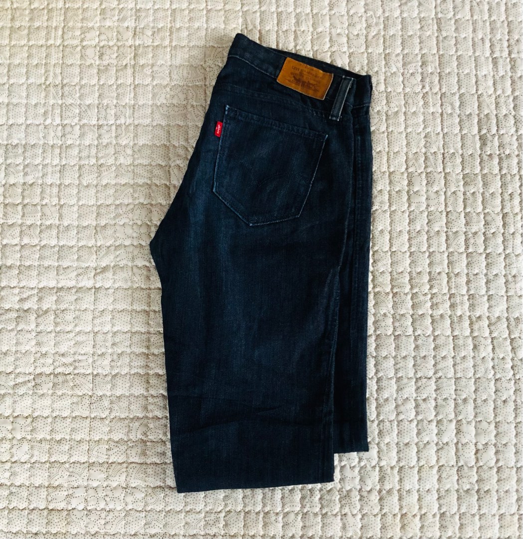Levis Pants, Men's Fashion, Bottoms, Jeans on Carousell
