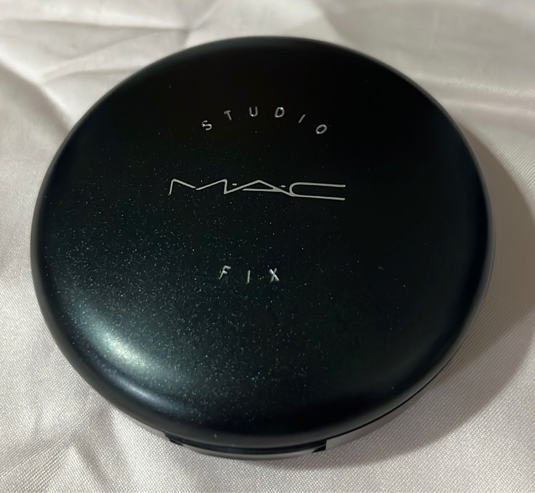 MAC studio fix NC25, Beauty & Personal Care, Face, Makeup on Carousell